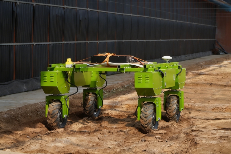 How Does the 4 Wheel Drive Chassis Solve the Problem of Pesticide ...